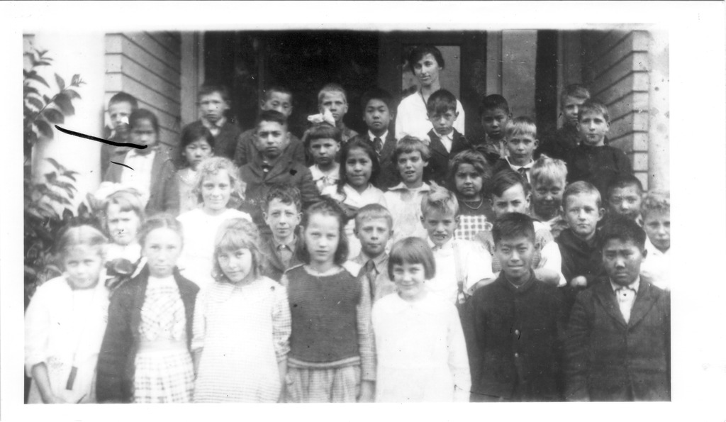 ddr-densho-109-40 — Firwood Grade School students | Densho Digital ...